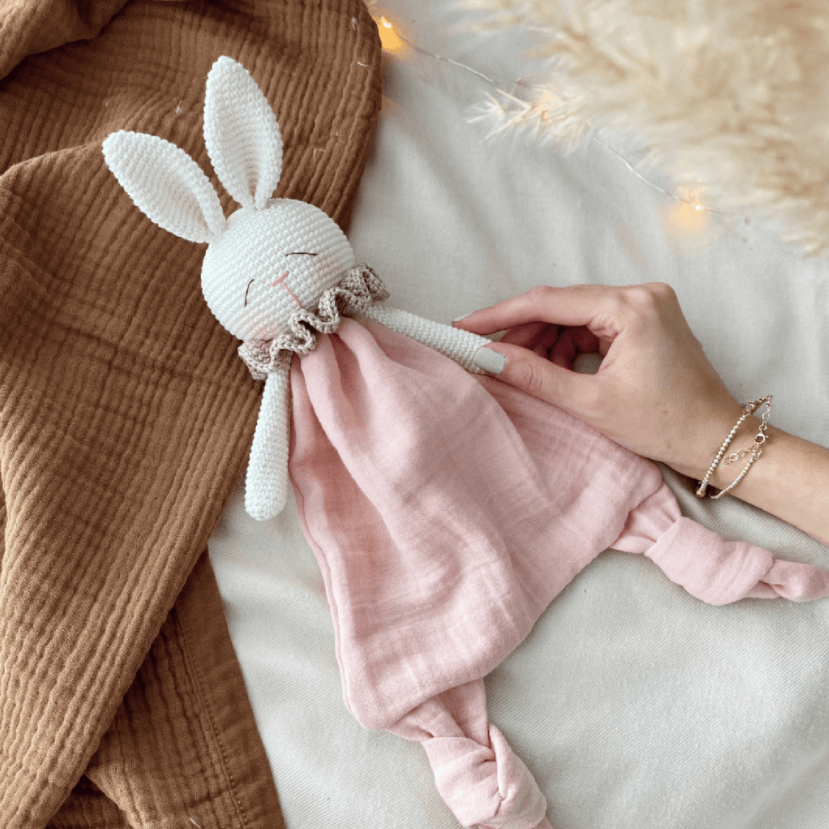 Amigurumi Rabbit Muslin Sleeping Companion – Mini Hobievi